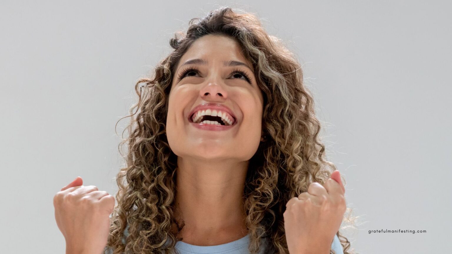 15 Easy, Small Things To Manifest For Beginners