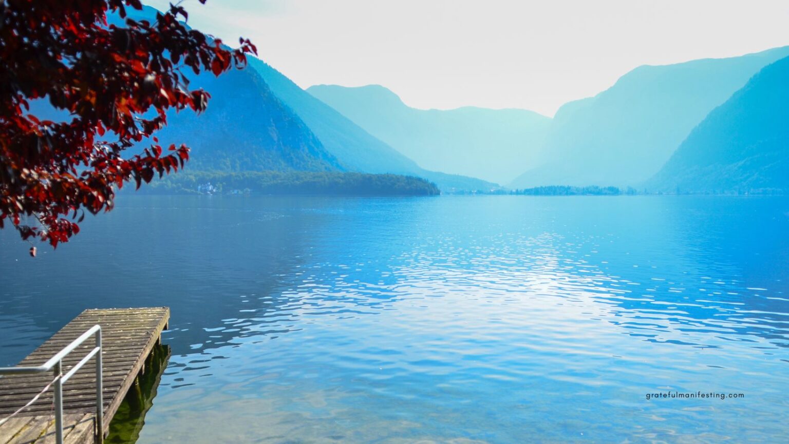 11 Powerful Positive Affirmations for Peace & Calm